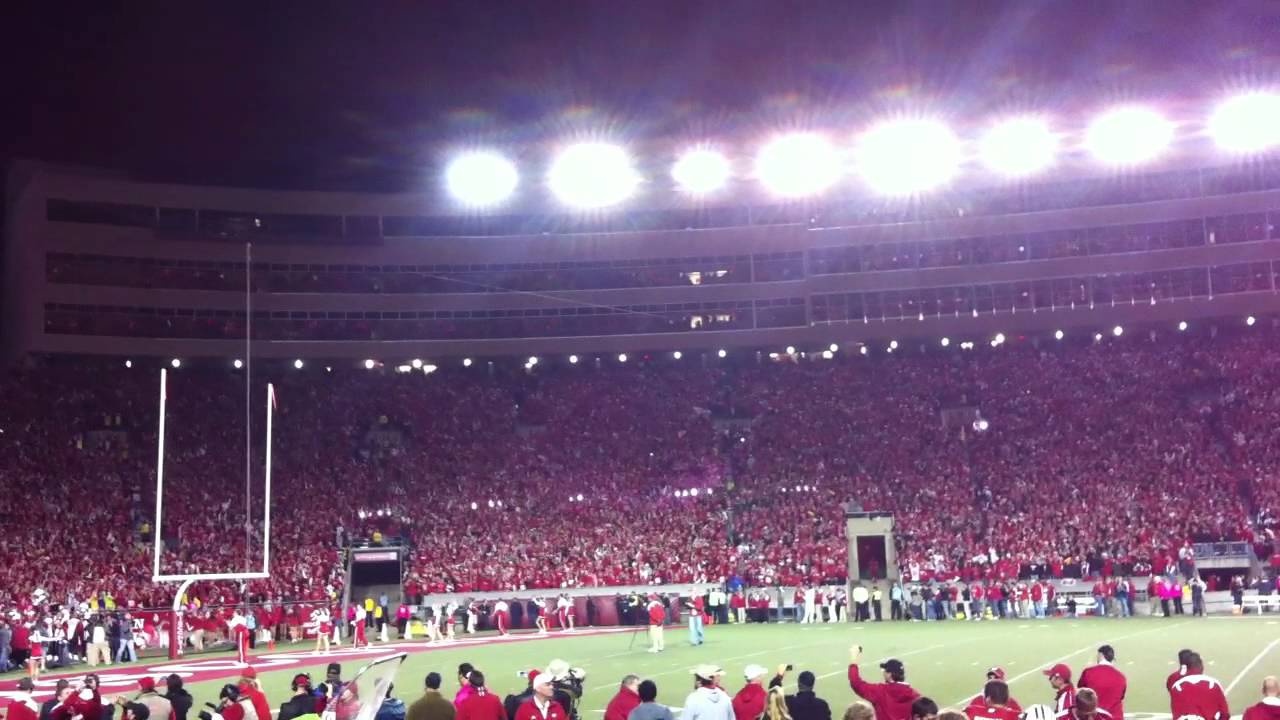 Jump Around UW vs. Nebraska 2011 002.MOV - YouTube