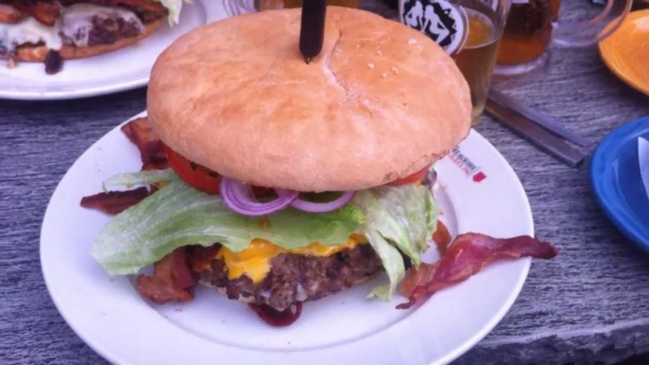 Scotty's Brewhouse Big Ass Burger Challenge! - YouTube