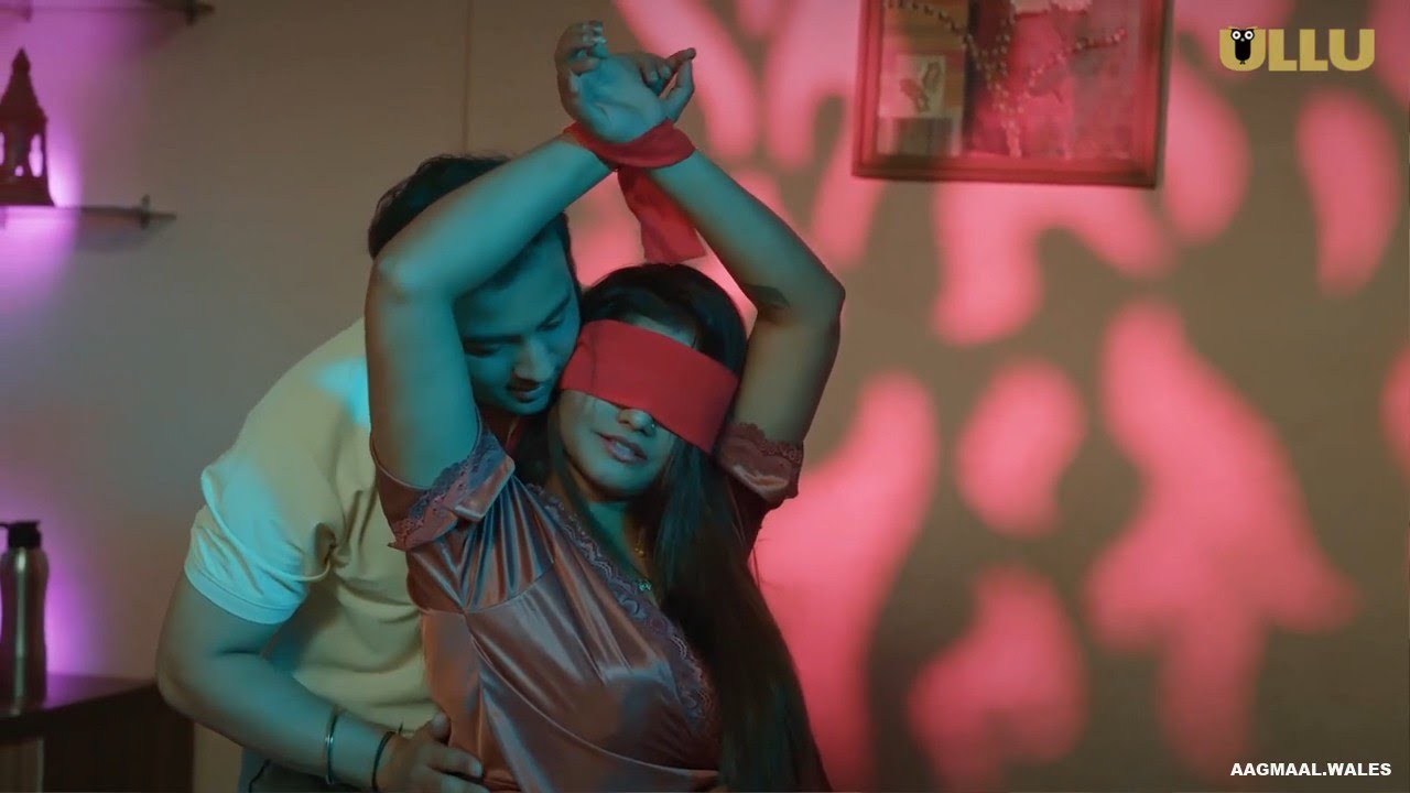 Shatir| Part 1| Ullu Webseries| Bharti Jha| Jonita D'Cruz| Webseries Explain 🥵| - YouTube