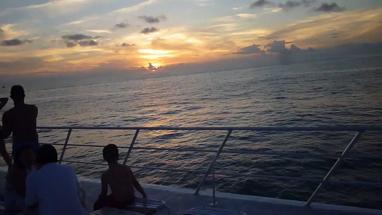 OCEAN KING CATAMARAN TOUR - YouTube