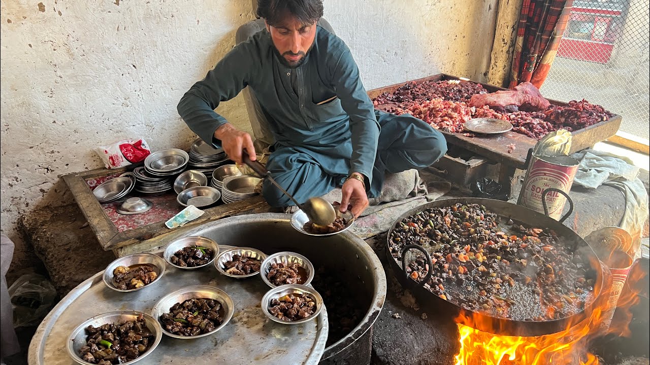 Tawa Kaleji Tirah Valley Bagh Bazar | Cow Liver & Beef Tikka | Street ...
