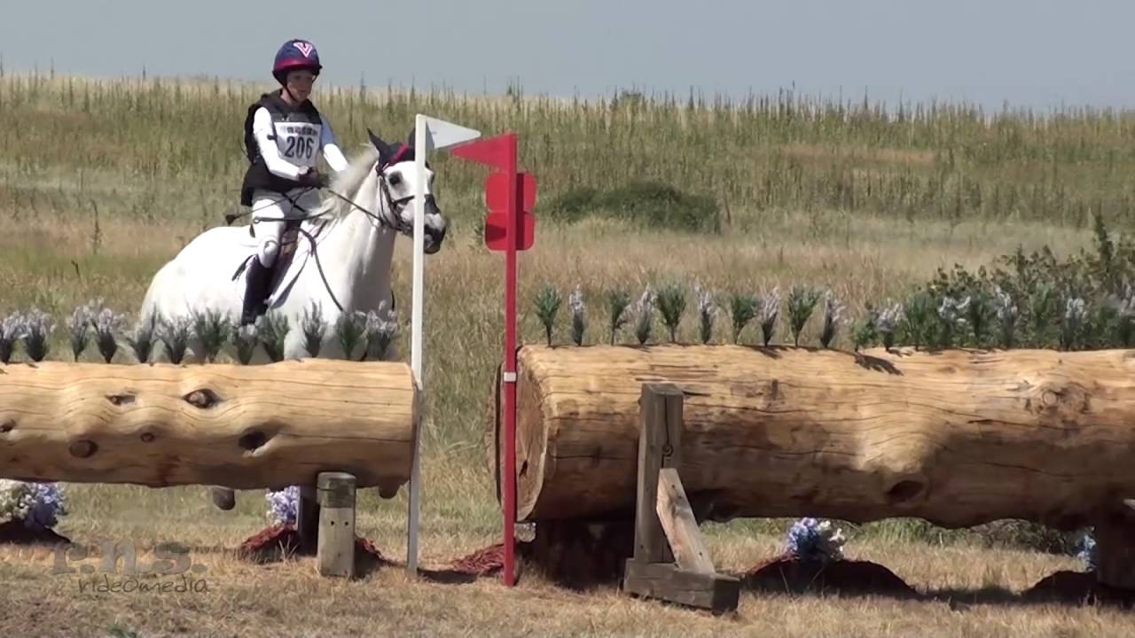 Clara Cargile & White Indian NAJYRC2016 - YouTube