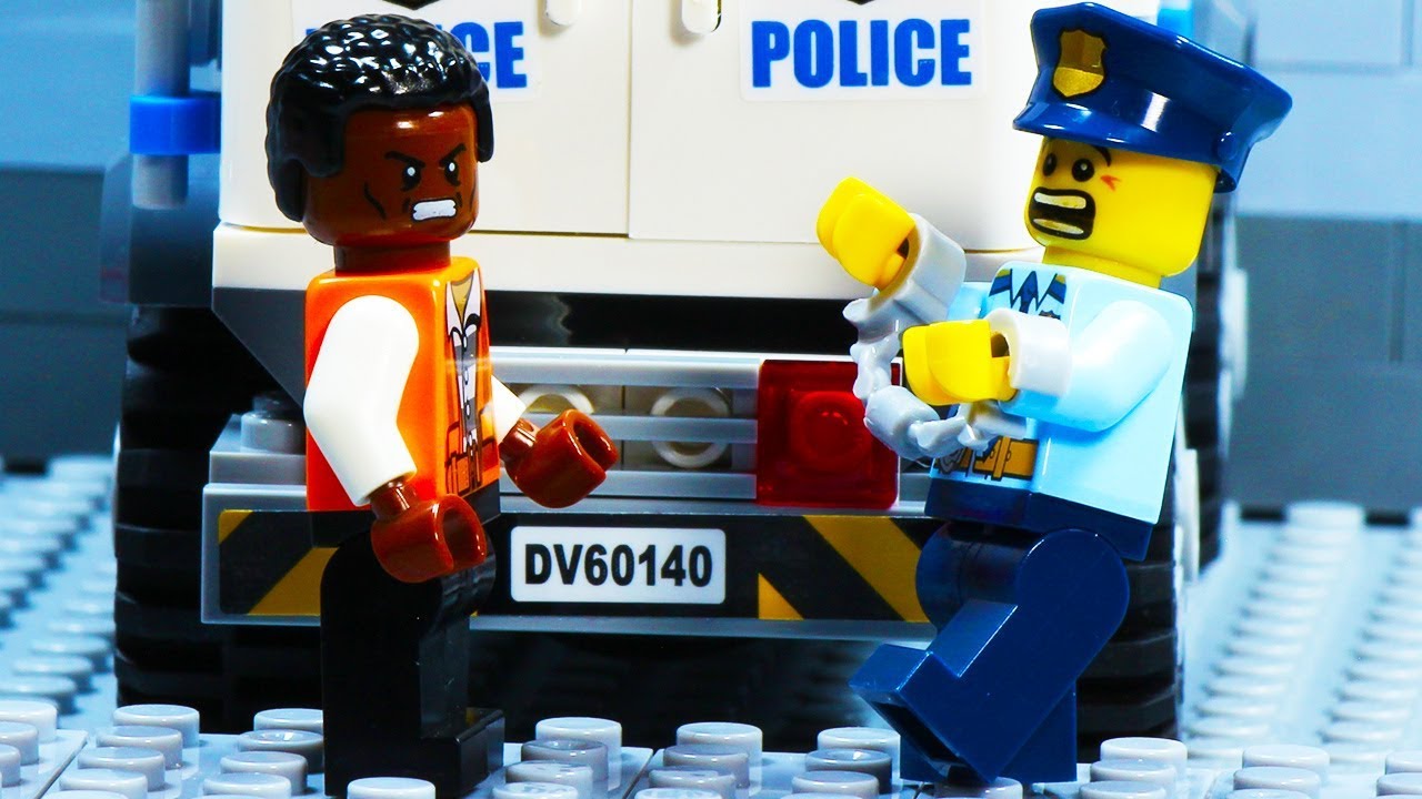 Lego Prisoner Transport Escape - YouTube