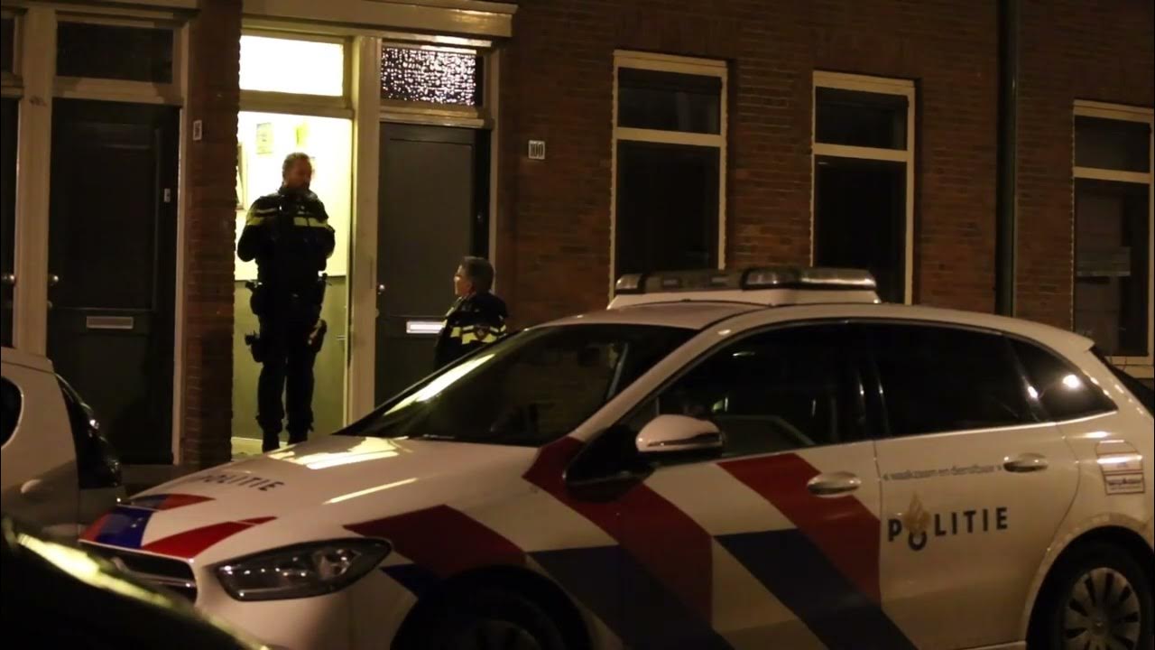 Overleden persoon onder verdachte omstandigheden aangetroffen in woning - YouTube