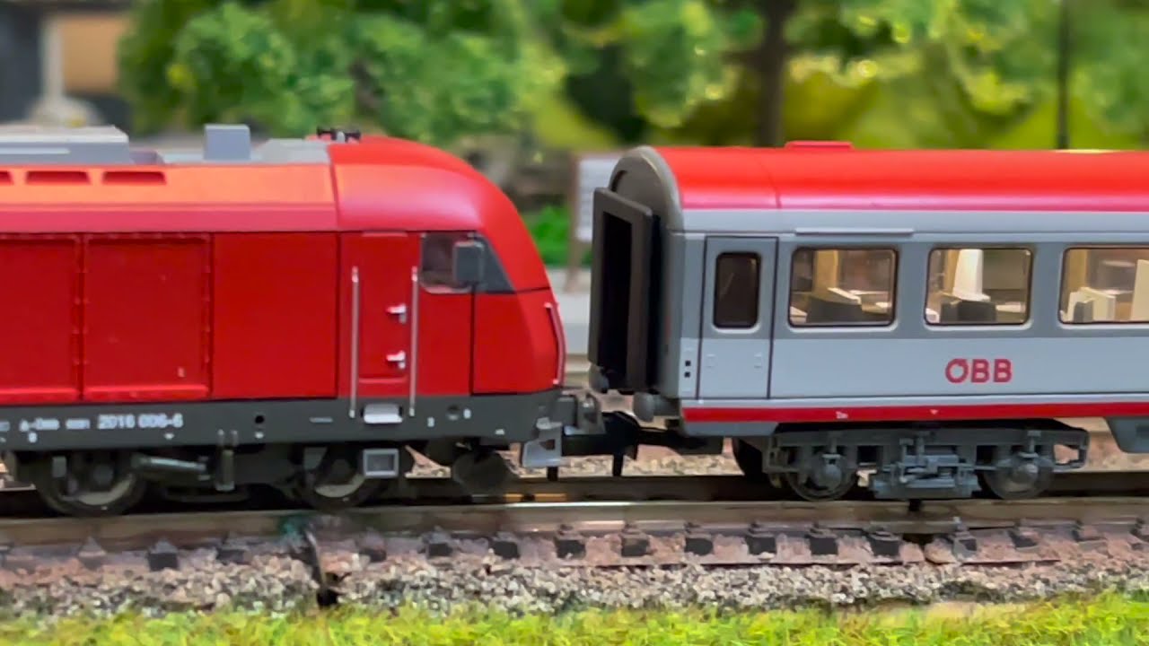 OBB InterCity - Fleischmann 726089 - YouTube