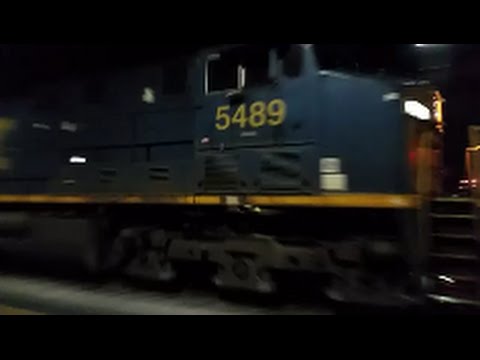 [CSX]5489 ES40DC & ES44AH Leads Q470-03 @ Track Speed Through Fay NC ...