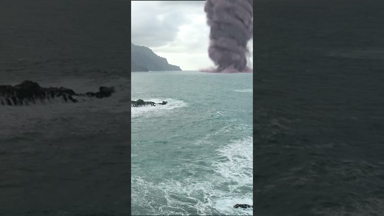 Tornado in the ocean - YouTube