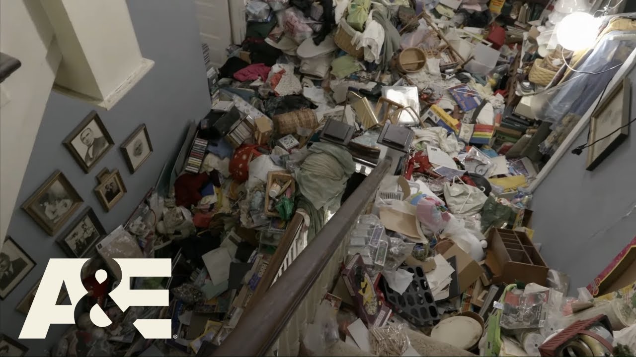 Hoarders Carol