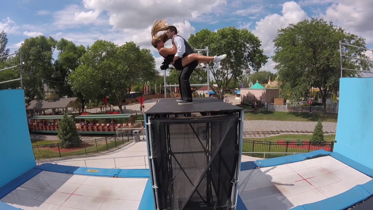 Couple does swing dance on trampolines - YouTube
