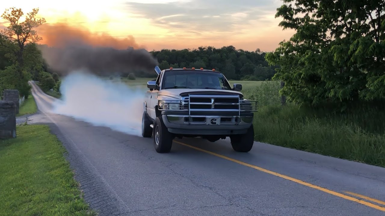 12 Valve Cummins Burnout and WOT Run - YouTube