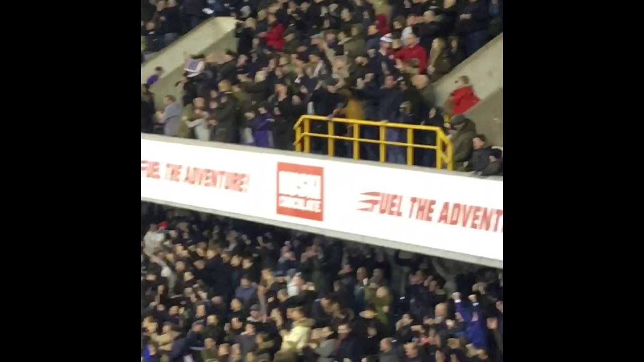 Millwall v Charlton: Last minute scenes from Matt Smith!!!!! - YouTube
