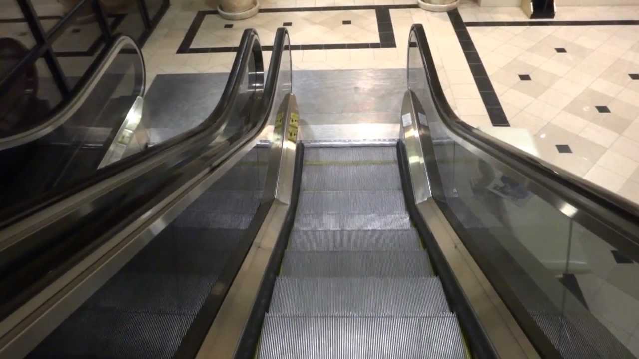 Escalator Monday: Haughton Escalators at Circus Circus Sky Tower Lobby ...