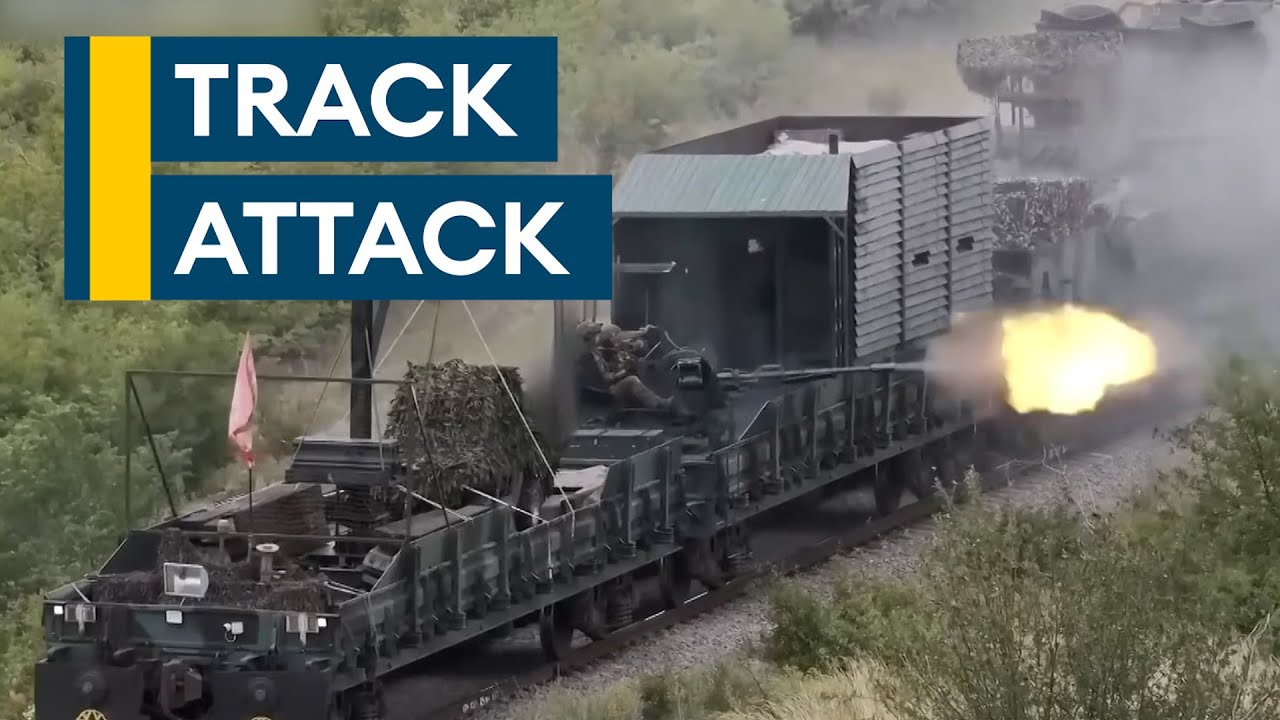 Railway Wars: Russia's monster armoured trains fighting with anti ...