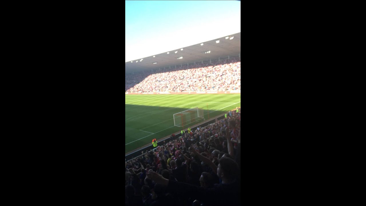 SAFC fans v Newcastle @ halftime - YouTube