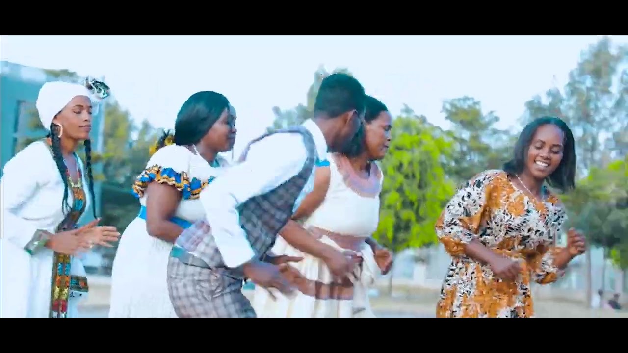 ማያያ ዲኑ ኬሬ ኖሞና |New Sidamu Afo Gosple Song Singer Mengesha| - YouTube