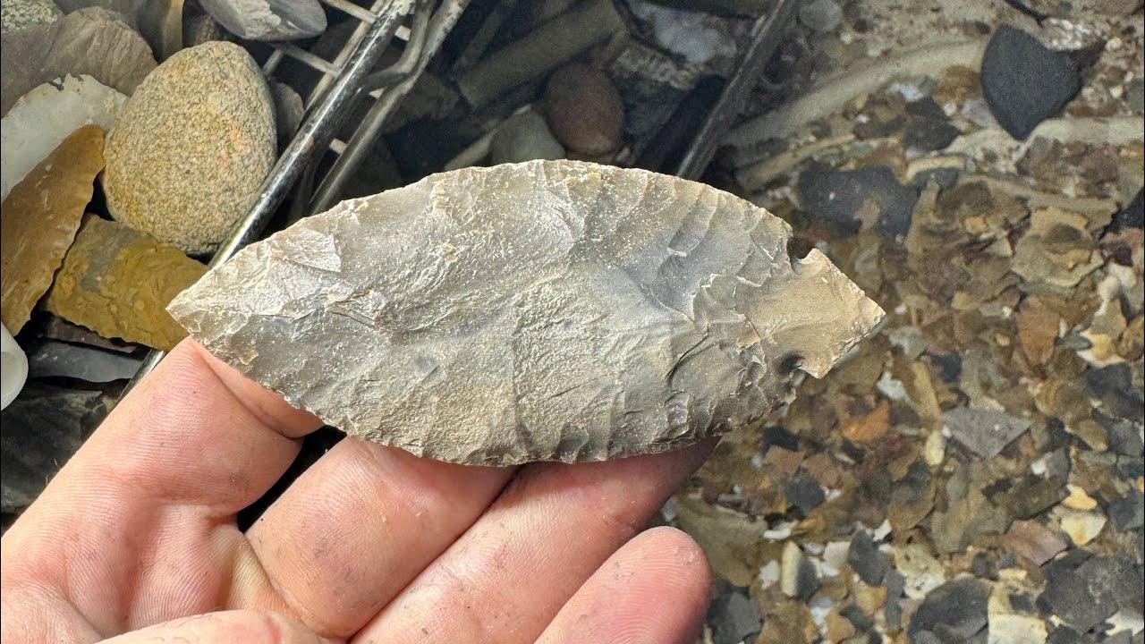 Hornstone Turkey Tail. Working through a tough piece of stone. - YouTube