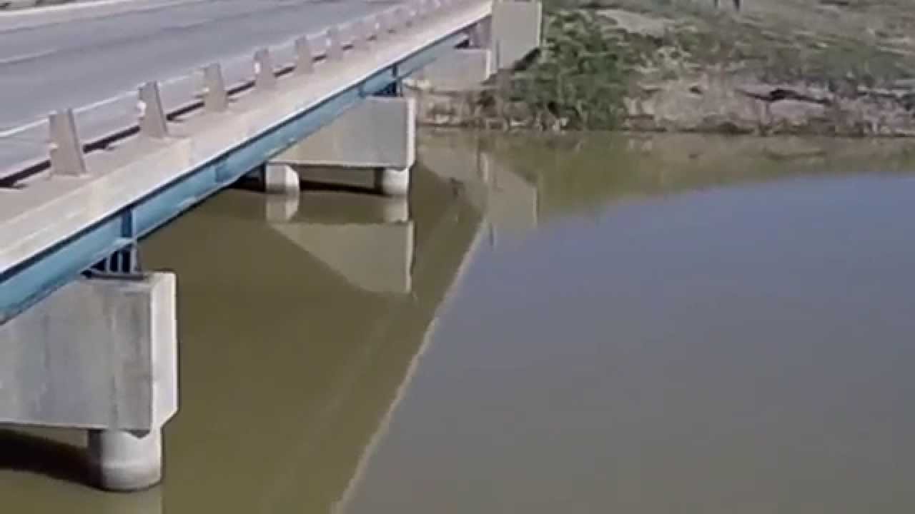 Keyhole lake up under HWY bridge with my phantom - YouTube