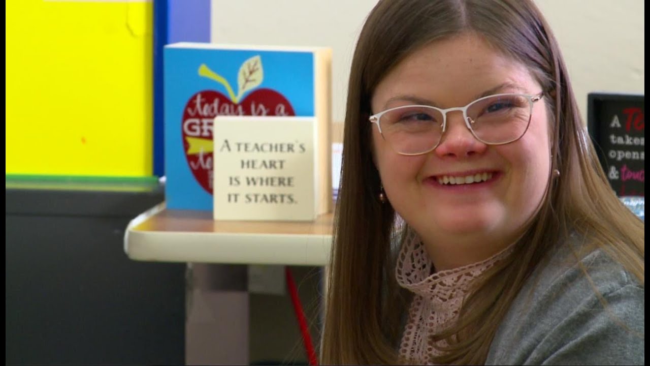 This is Iowa: Bella from Pella lands her dream job - YouTube