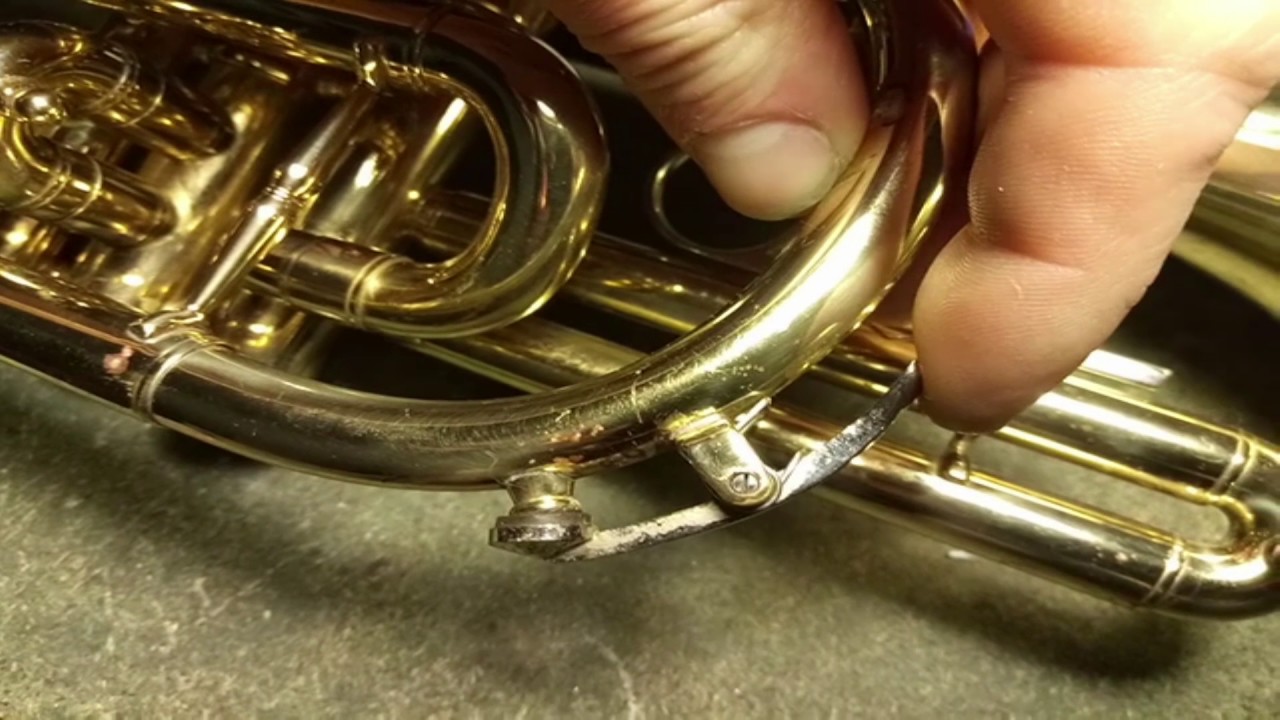 Cornet Maxtone. The restoration of the water key - YouTube
