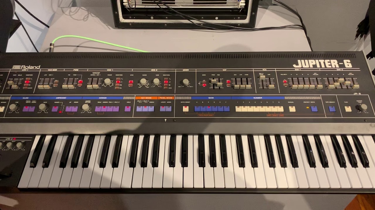 Roland Jupiter 6 DEMO 1 - YouTube