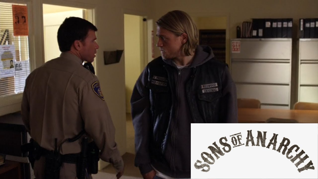 Sons of Anarchy: Hale Plays The Anti-Hero Card - YouTube