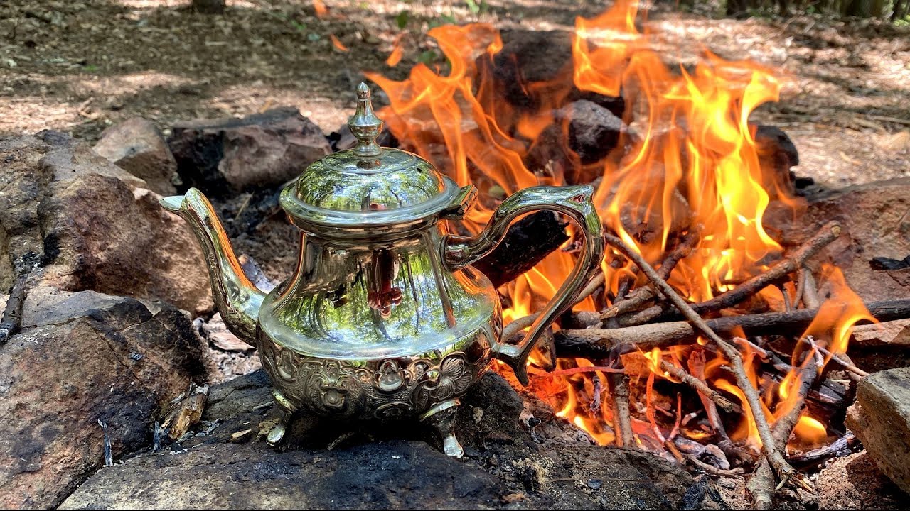 Moroccan Mint Tea (Atay) Campfire Style - YouTube