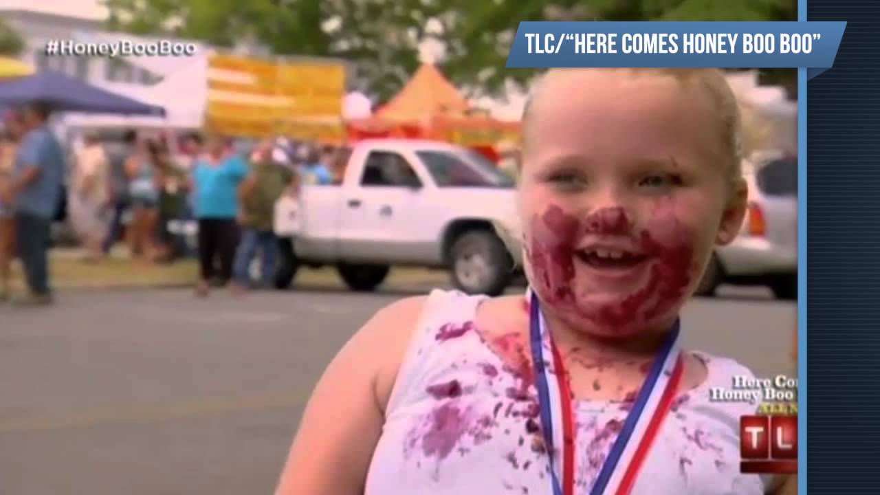 'Here Comes Honey Boo Boo' Gets Gross With Pie-Eating Contest - YouTube