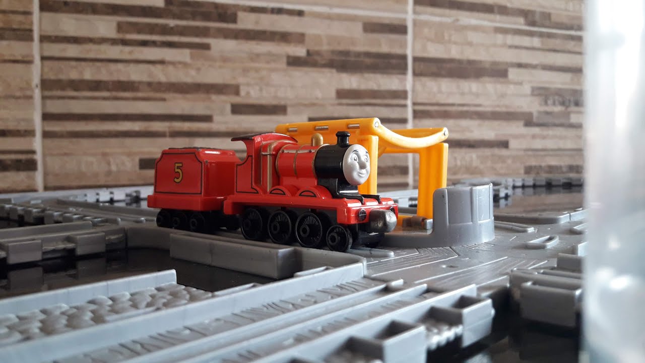 RESEÑA DE JAMES TAKE N PLAY 2013 - The Red Engine - YouTube