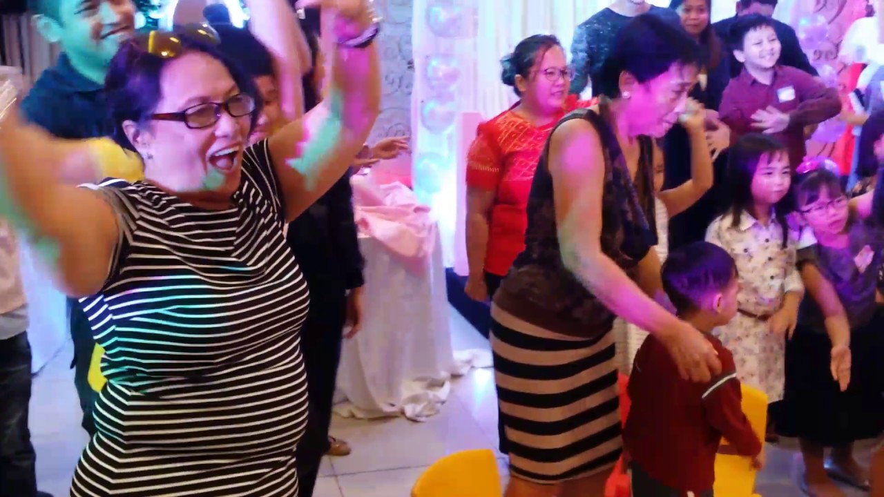 Family Avenido/Tactay*Birthday party of her classmate "Maria Dominique ...