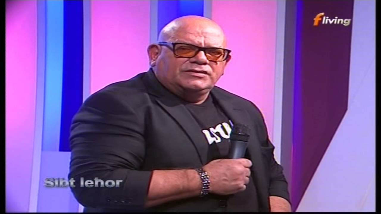 Mike Spiteri - Fjura Fil-Kantina on Sibt Iehor - YouTube