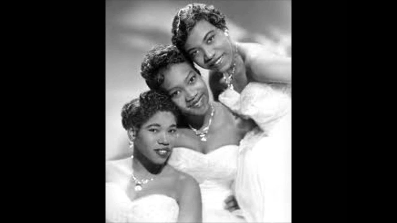 60's Girl Group The Cookies ( Earl-Jean ) ~ They're Jealous Of Me - YouTube