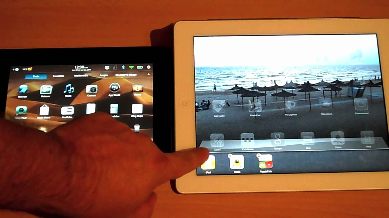 Playbook vs iPad2 - YouTube