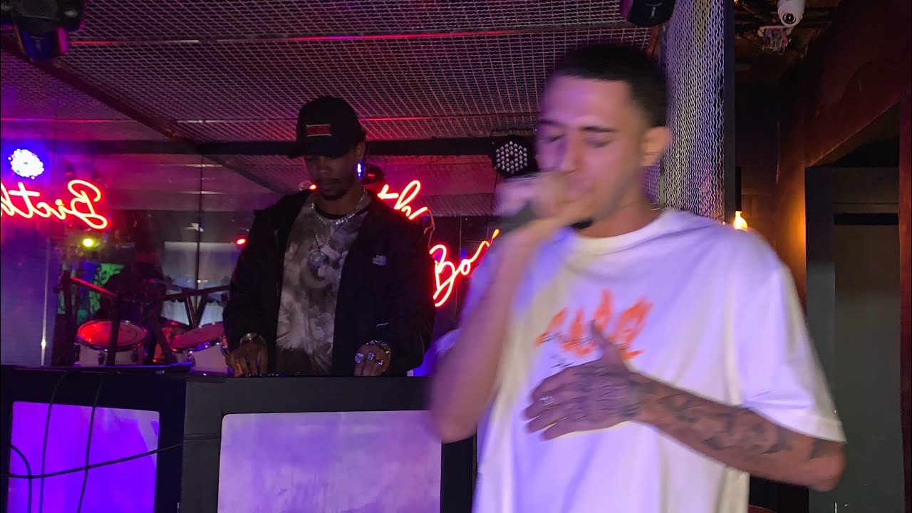 DOISK - DIAMANTE AO VIVO - YouTube