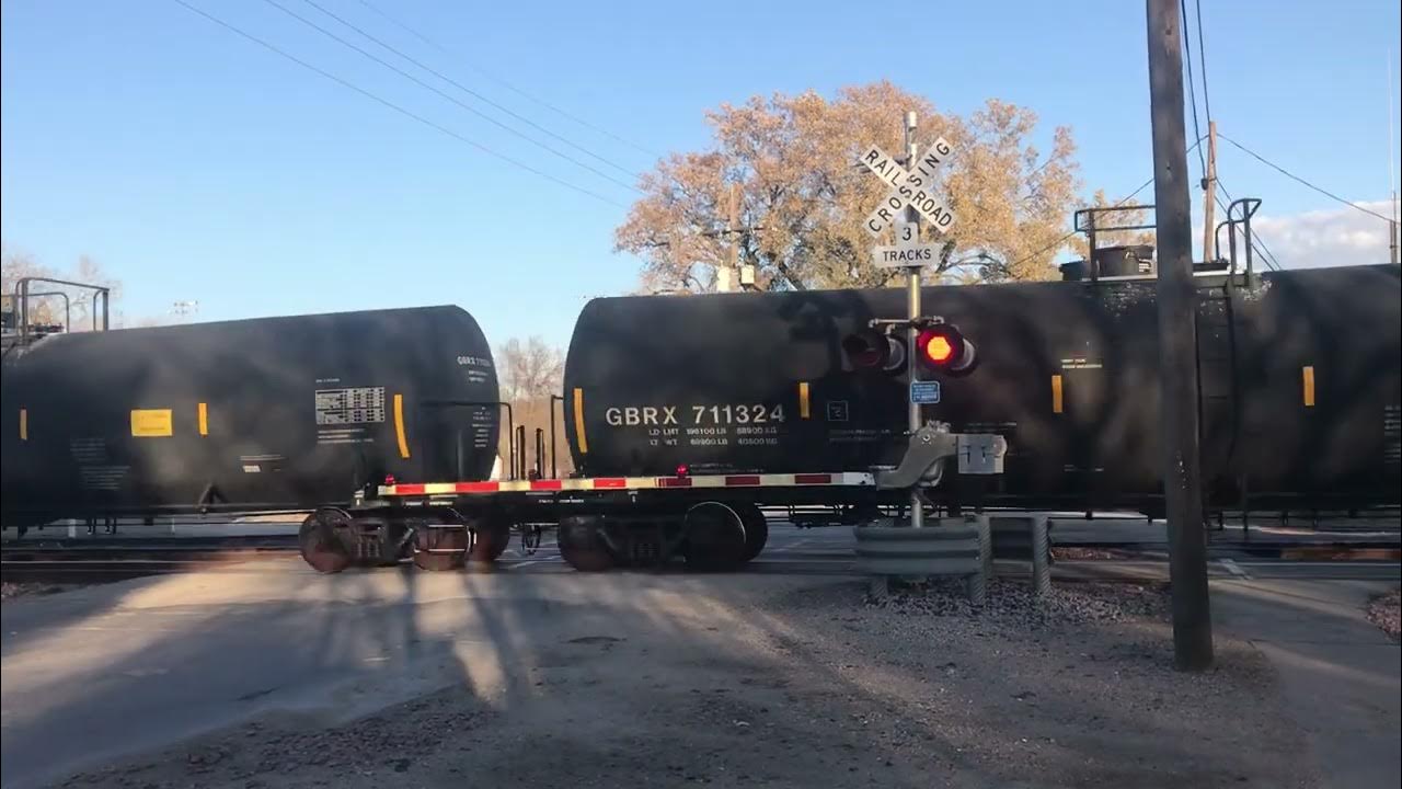 BNSF 8394 Manifest Train w/ H1 South, E. Vine St. Railroad Crossing, Yutan NE - YouTube