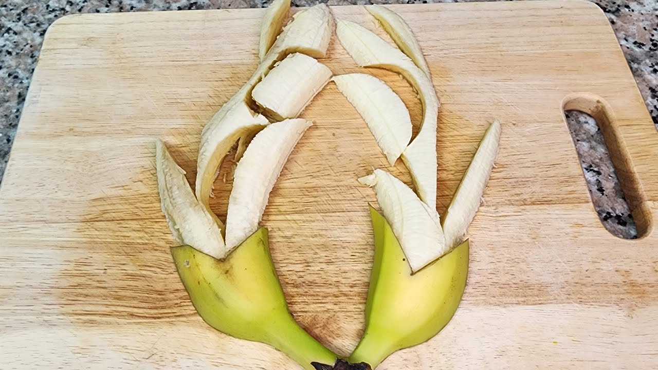 Banana cutting 1#cutting#carving#design#live#video - YouTube