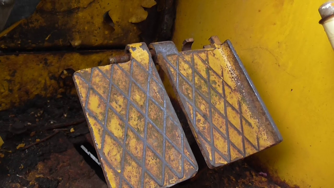 1977 JCB 2D mk 2 BRAKES - YouTube