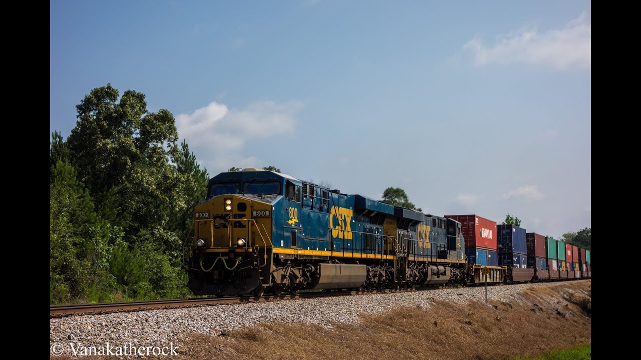 CSX A721-25 & Q198-24 Westbound + RS5T action - YouTube