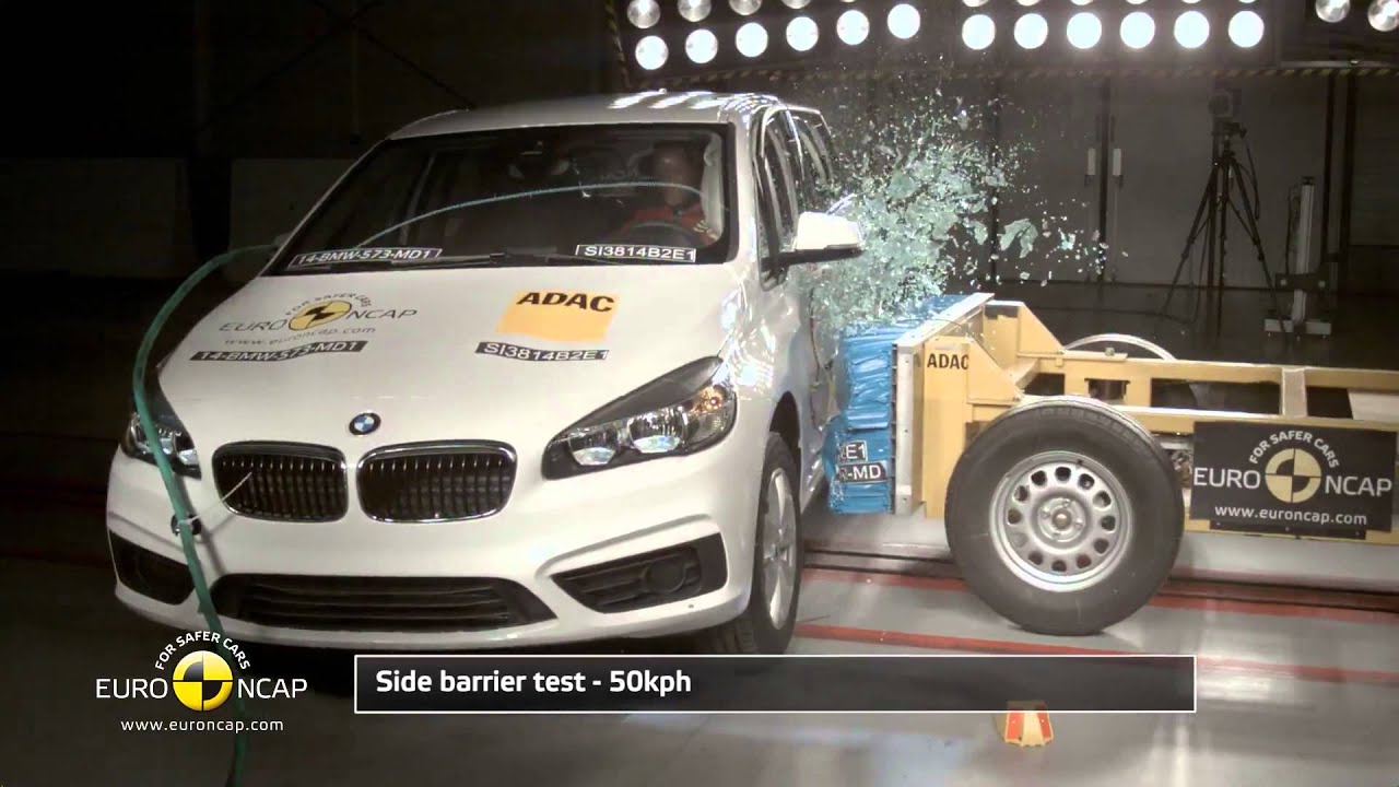 Euro NCAP - Crash Test of BMW 2 Series Active Tourer 2014 - 5 star ...