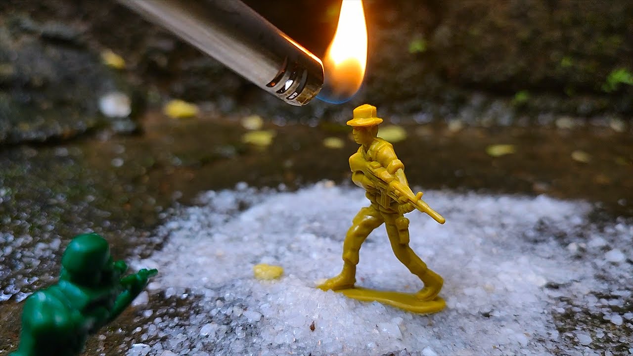 Toy Army Men on Fire |🔥| Army Soldier Melting | Satisfying | Fire! Fire ...