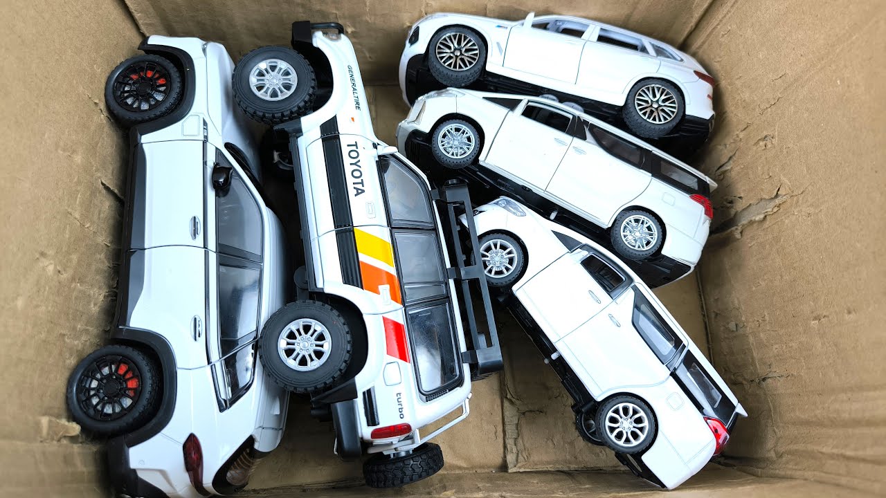 Box Full of Model Cars -Mazda Mx5, Koenigesgg Jesko, Lamborghini Scv12 ...