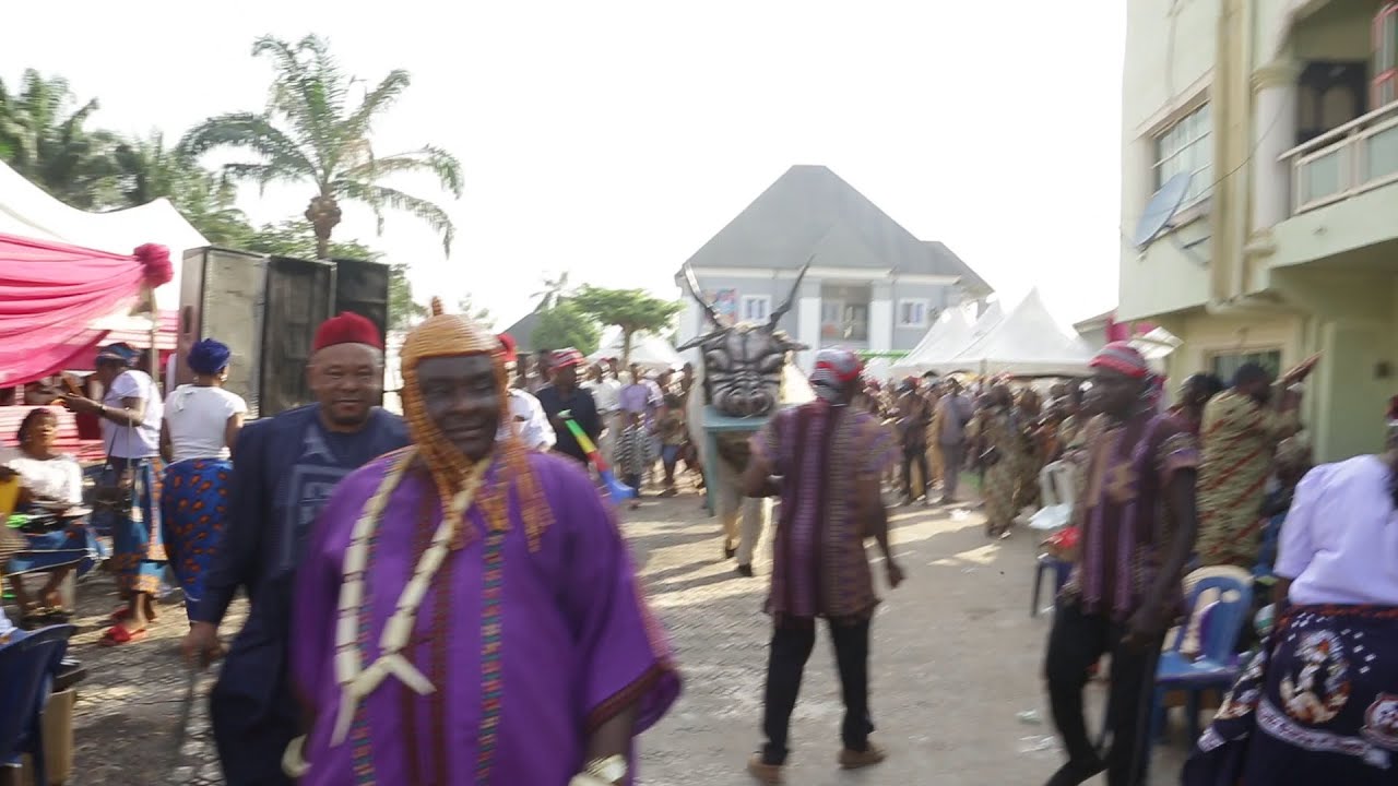 Chief A.J.C Orizu Pays Condolence Visit to his In-laws With Amulunamma ...