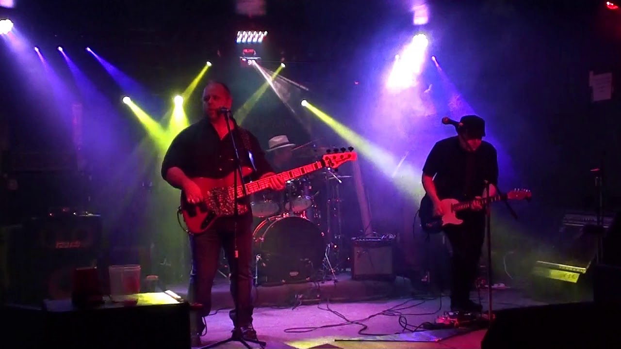 Victims of Virgo @ Rock N ray's - YouTube