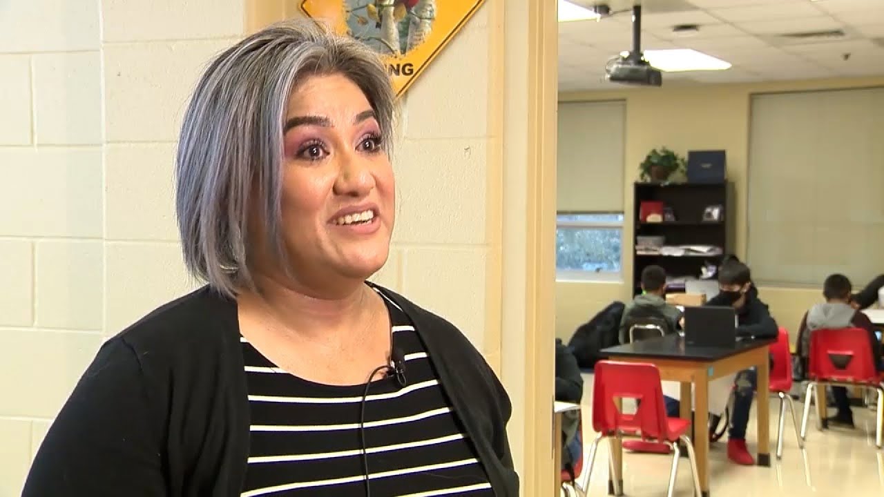 Beloved social studies teacher in Southside ISD is engaging students ...