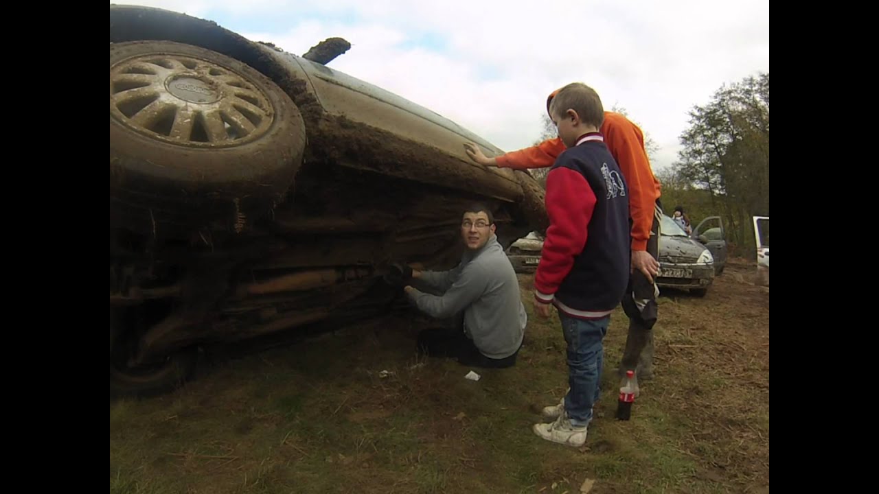 Garden Bangers - Grass track racing - YouTube