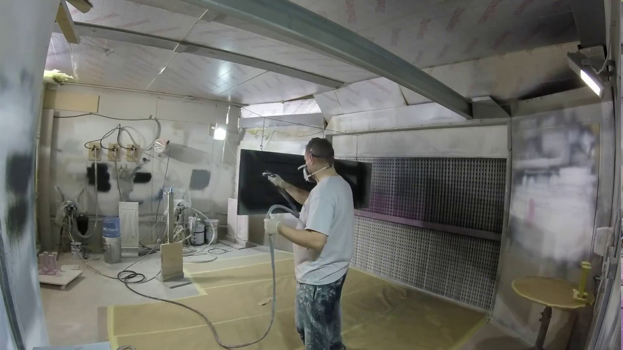 Hand spraying Accoya doors - YouTube