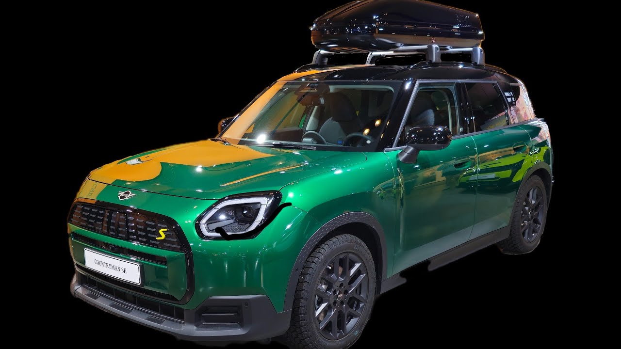 Loaded New MINI Countryman SE ALL4 Classic Trim in British Racing Green ...