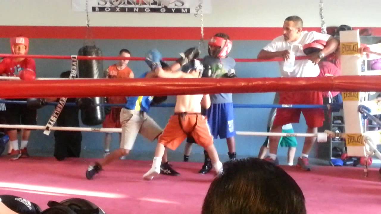 Boxing Jake The Snake G. Sparing - YouTube