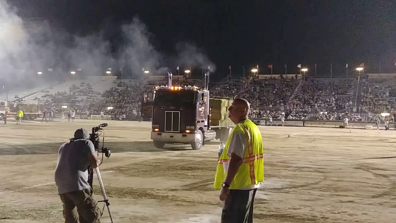 Antelope valley 2018 hay boom contest - YouTube