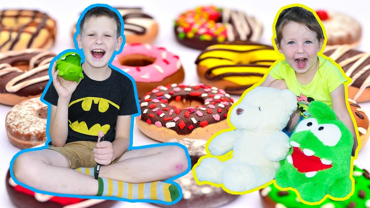 Donut Challenge!!! Last To Stop Eating Donuts - YouTube