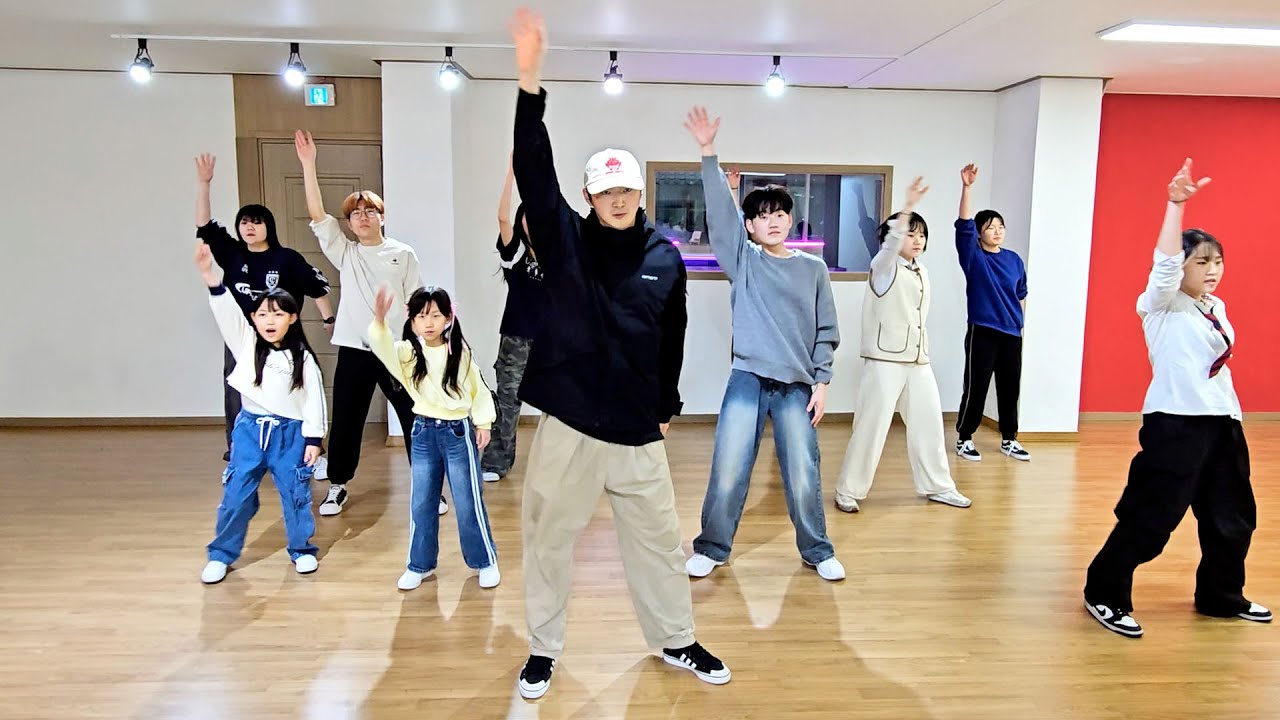 Fingazz 'Hard Ladies' Poppin' Dance | 대구스트릿댄스학원 디온 팝핀 - YouTube